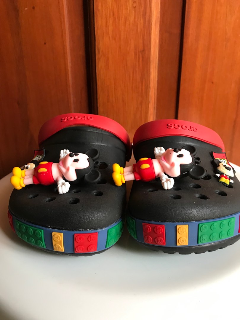 Crocs Lego Clogs size J1 (preloved) on Carousell