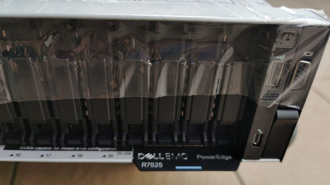 Dell EMC PowerEdge R7525 32-core 2U 24 / 12 bay server, Computers ...