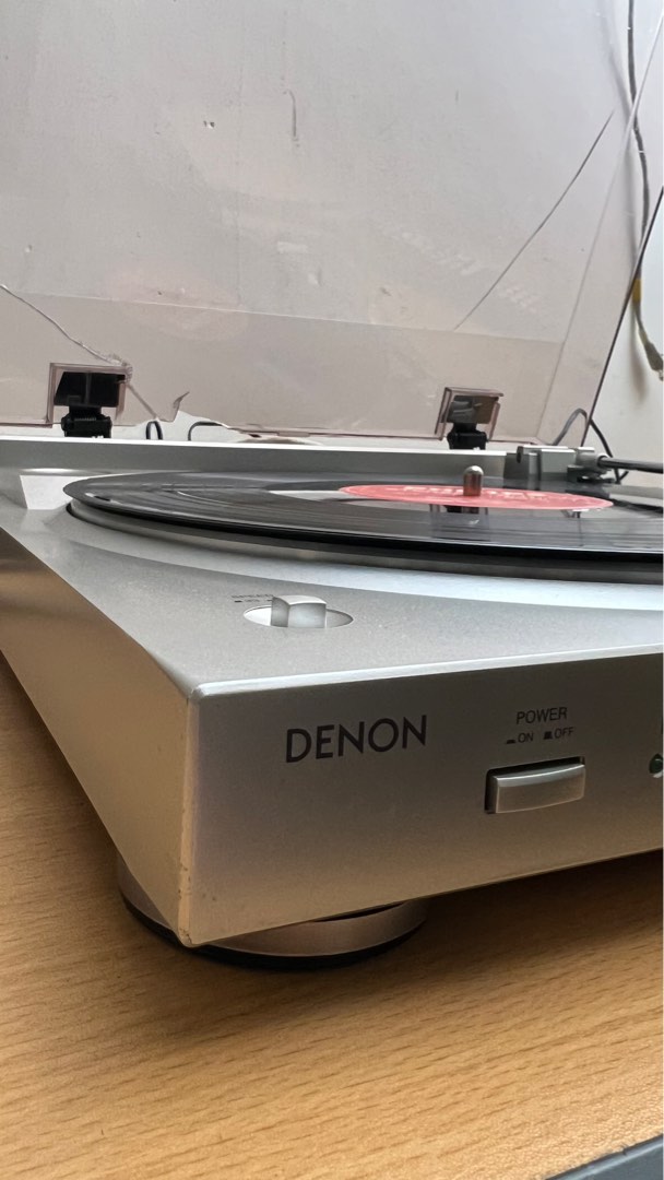 Denon DP-200, 興趣及遊戲, 音樂、樂器 & 配件, 音樂與媒體 - 黑膠碟 - Carousell