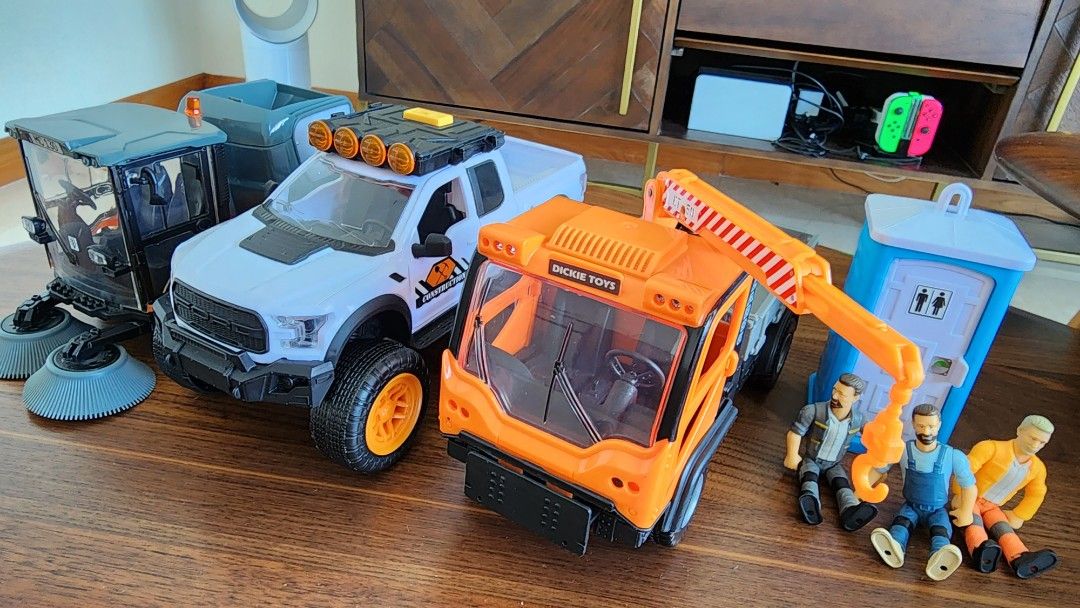 Dickie Toys Road Sweeper, Pick Up and Crane Trucks, Hobbies & Toys ...