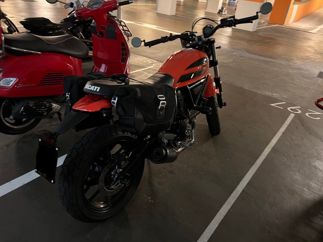 Ducati Scrambler Sixty2 400cc, Motorcycles, Motorcycles for Sale, Class 2A on Carousell