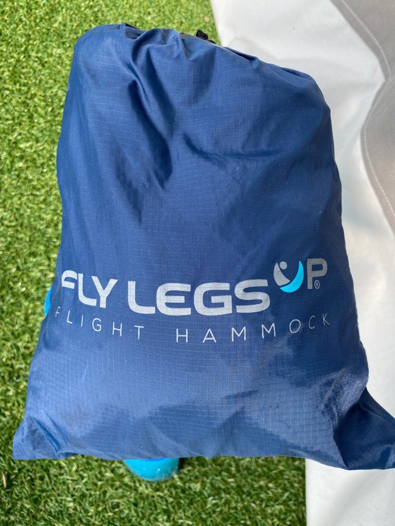 Fly legs up travel ‘hammock’ for kids, Hobbies & Toys, Travel, Travel ...