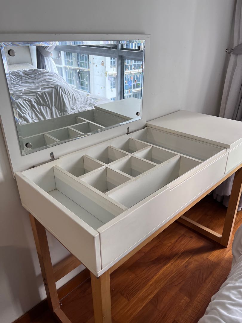 Foldable compact vanity table with mirror - dressing table , Furniture ...