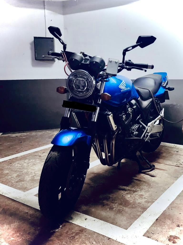 HONDA CB400SF Revo 2 - 2018, Motorcycles, Motorcycles for Sale, Class 2A on Carousell