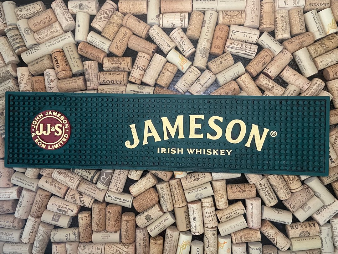 Jameson Barmat - Bar Display - Whisky Display, Hobbies & Toys ...