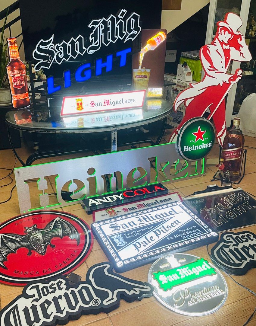 Johnnie Walker Bar Display Standee., Hobbies & Toys, Memorabilia ...