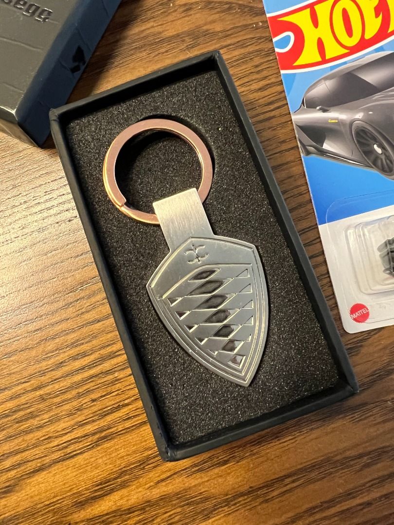 KOENIGSEGG GEAR KEYRING WITH GEMERA HOT WHEELS, Luxury, Accessories on ...