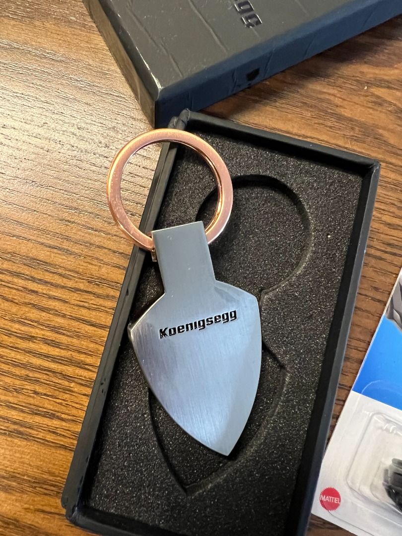 KOENIGSEGG GEAR KEYRING WITH GEMERA HOT WHEELS, Luxury, Accessories on ...