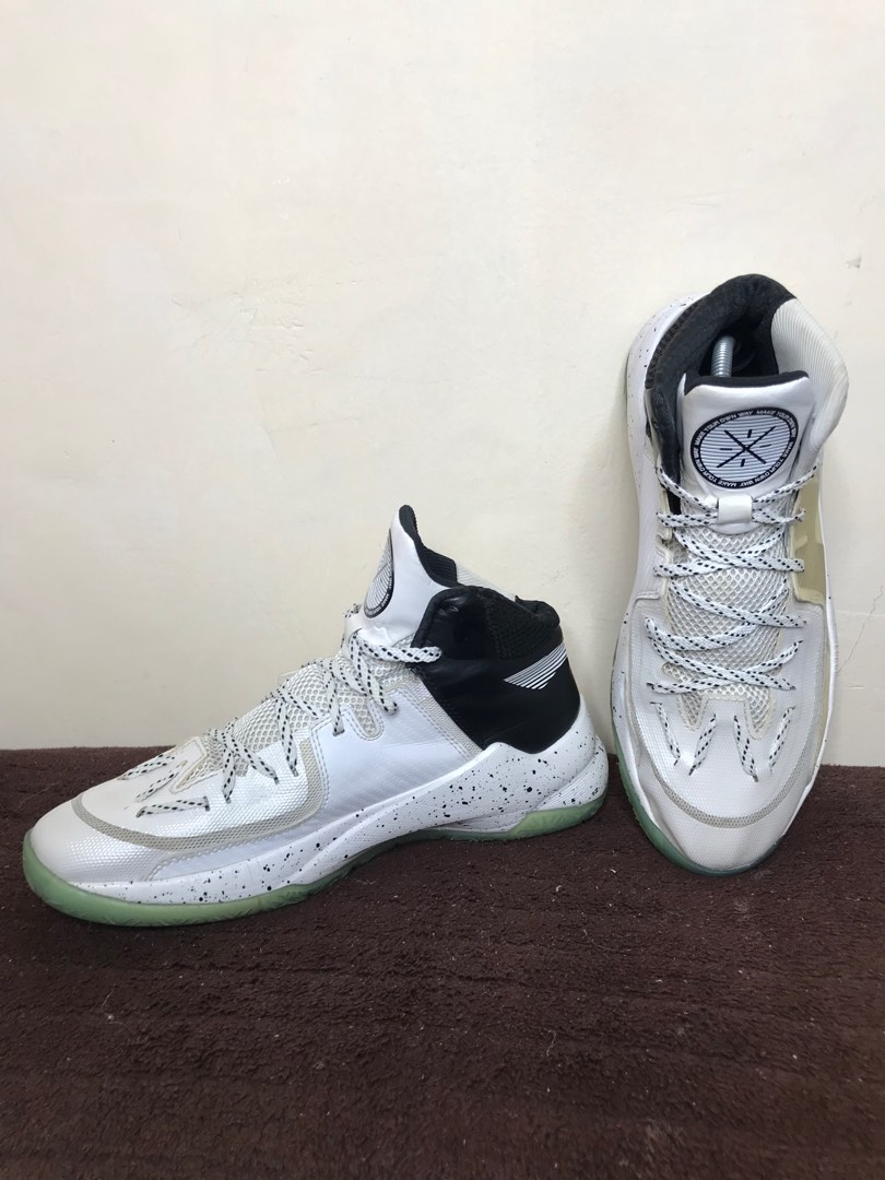 Li-Ning D-Wade Fission 3.5 - Size 9.5, Men's Fashion, Footwear ...