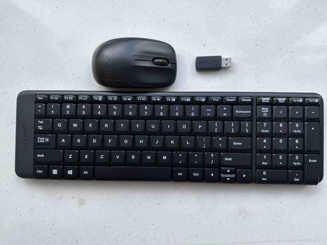Logitech Mouse And Keyboard Set Computers Tech Parts Accessories Computer Keyboard On