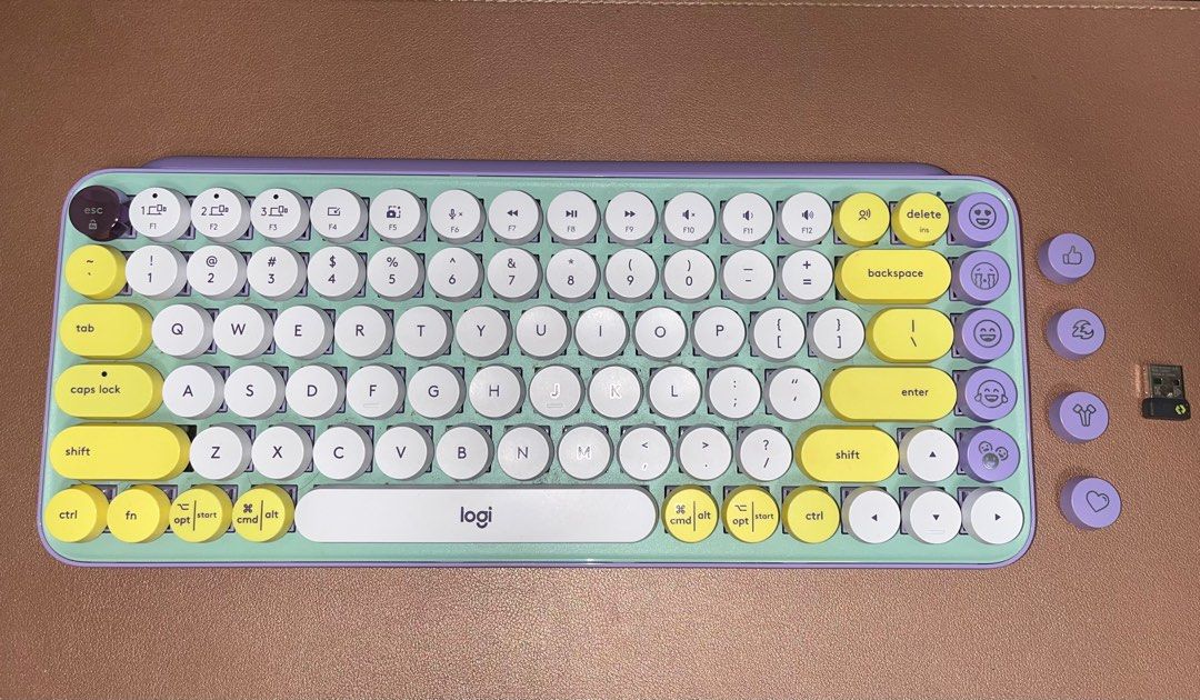 Logitech POP Keys Mechanical Wireless Keyboard (with FREE 2x new AAA ...