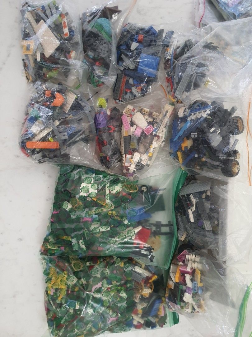 Loose Legos, Hobbies & Toys, Toys & Games on Carousell