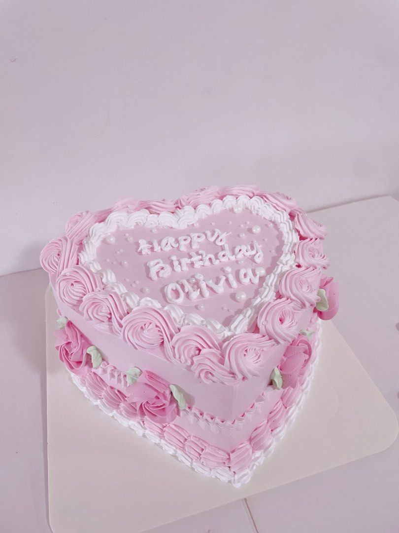 Lotso birthday cake, Food & Drinks, Homemade Bakes on Carousell