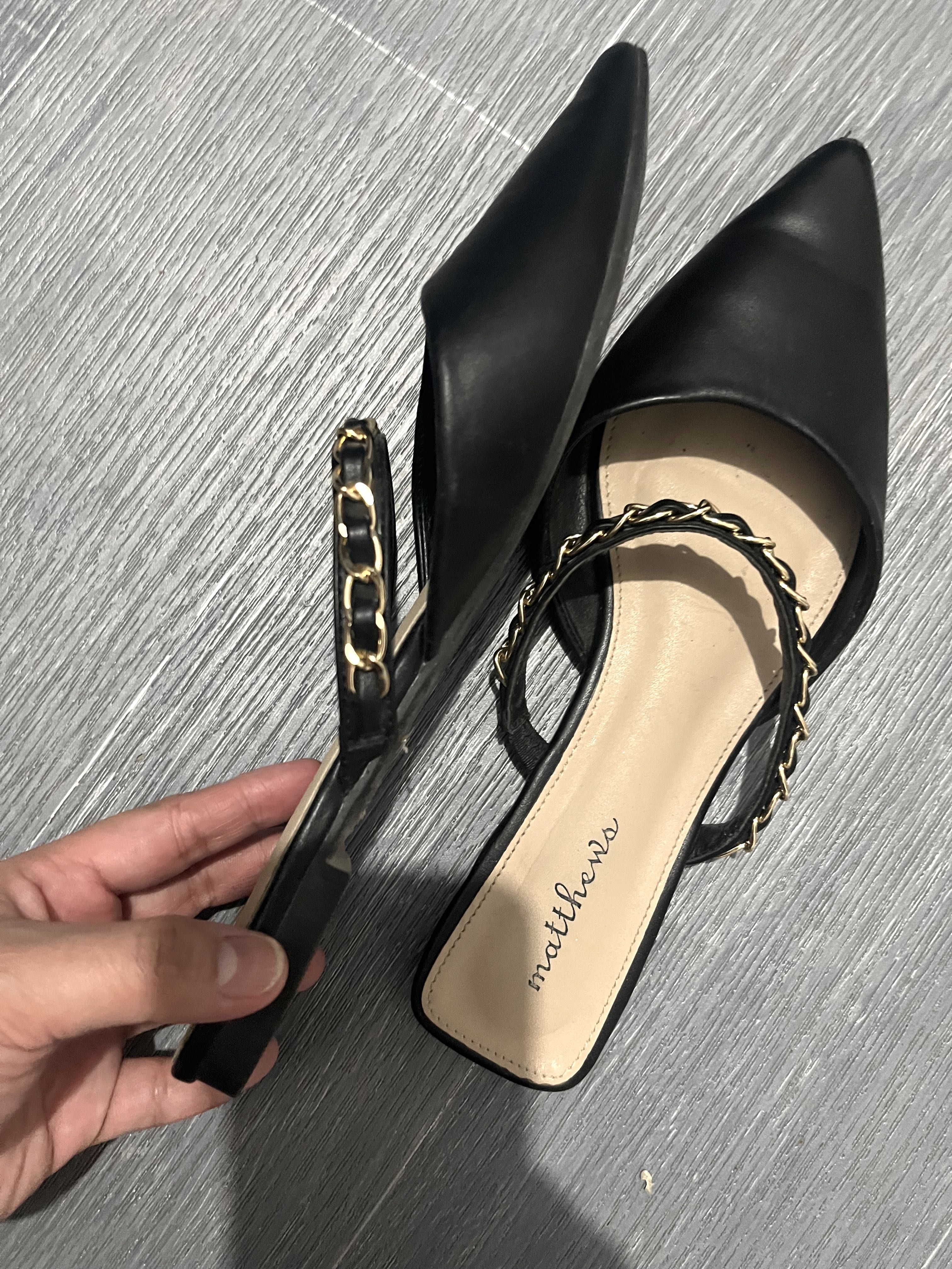Matthew, Women's Fashion, Footwear, Flats & Sandals on Carousell