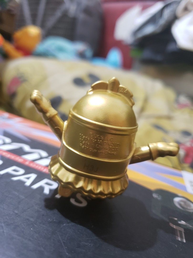 Mcdonalds rare Minions figurine : GOLDEN BOB, Hobbies & Toys, Toys ...