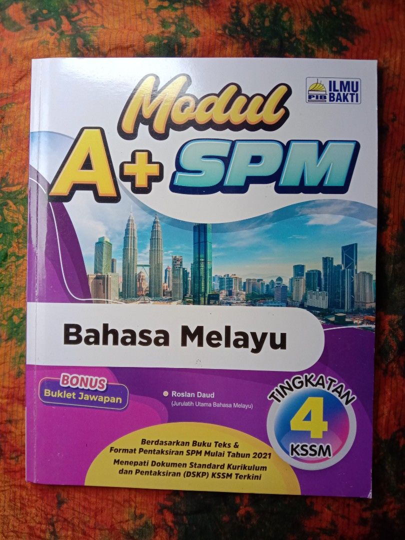 Modul SPM Bahasa Melayu Tingkatan 4, Hobbies & Toys, Books & Magazines ...