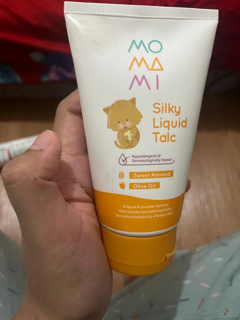 Momami silky liquid talc, Bayi & Anak, Perawatan & Makanan Anak di ...