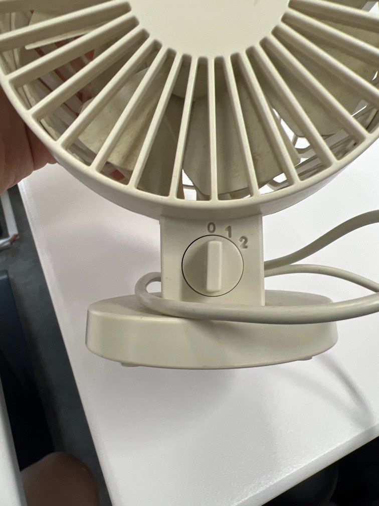 MUJI USB Fan, Hobbies & Toys, Stationery & Craft, Stationery & School ...