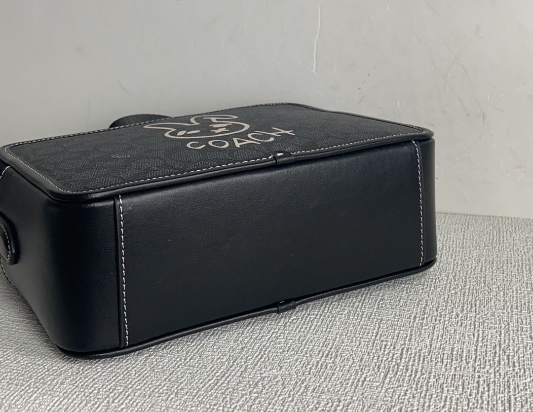 New Coach Original Limited Edition Classic Black Signature Collection ...