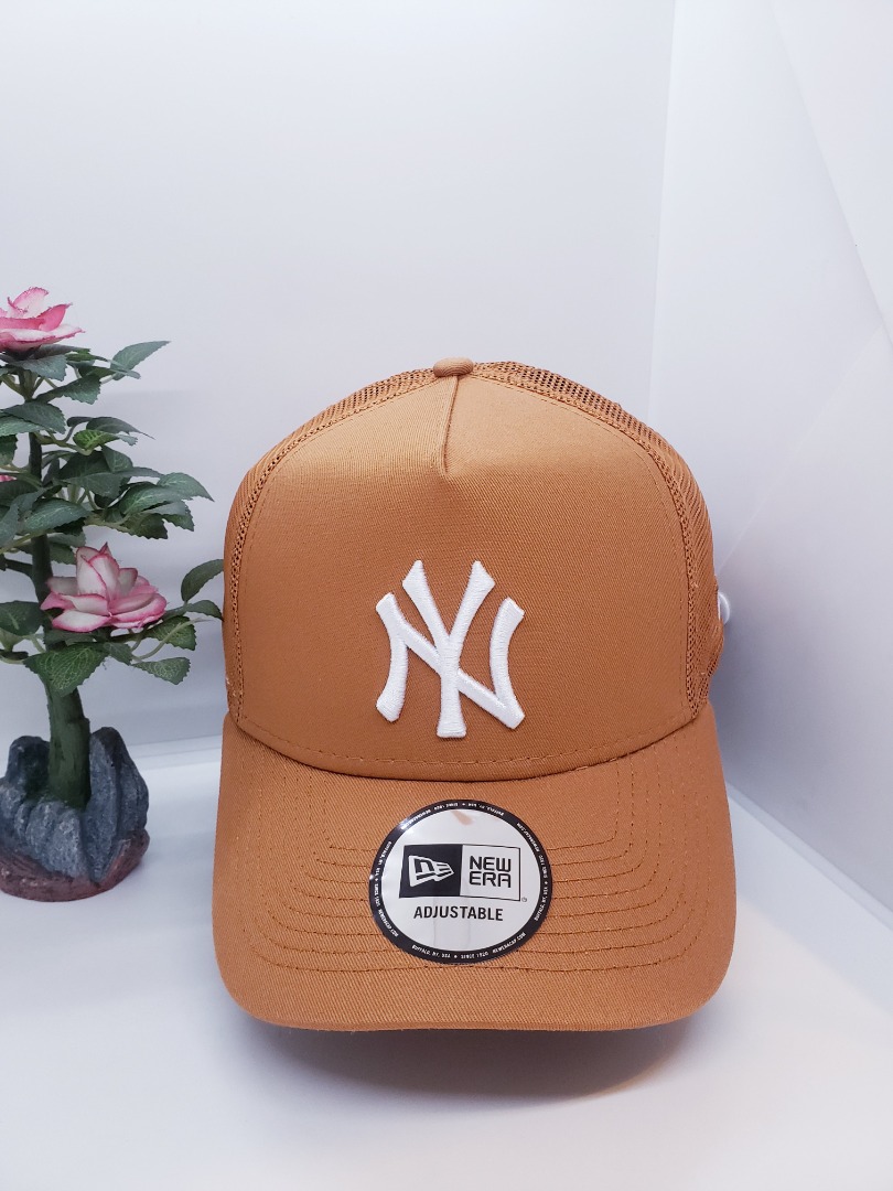 New Era New York Yankees Brown A Frame Trucker Snapback Cap, Men's ...