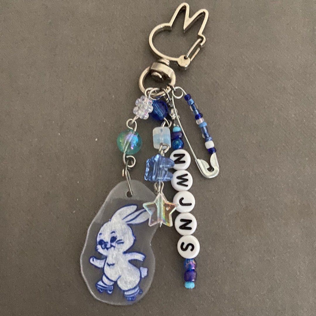 NEWJEANS inspired beaded keychain | tokki keychain | bunnies| nwjns ...