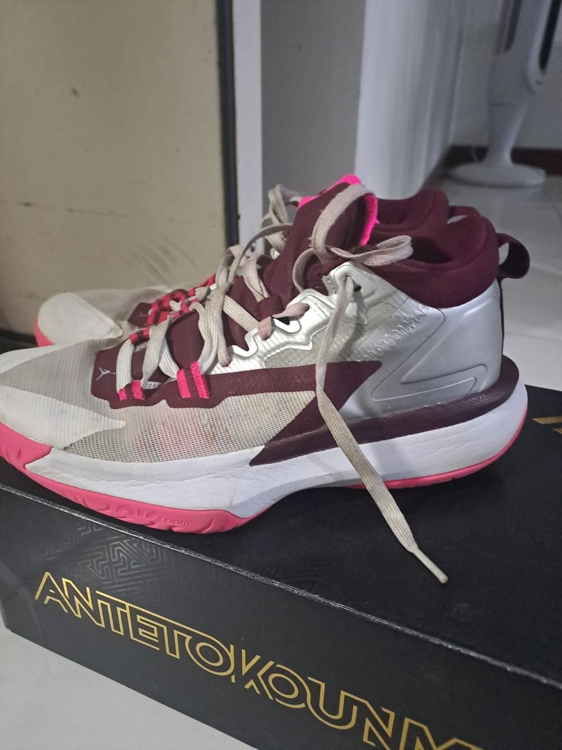 Nike Zion 1 pf, Men's Fashion, Footwear, Sneakers on Carousell