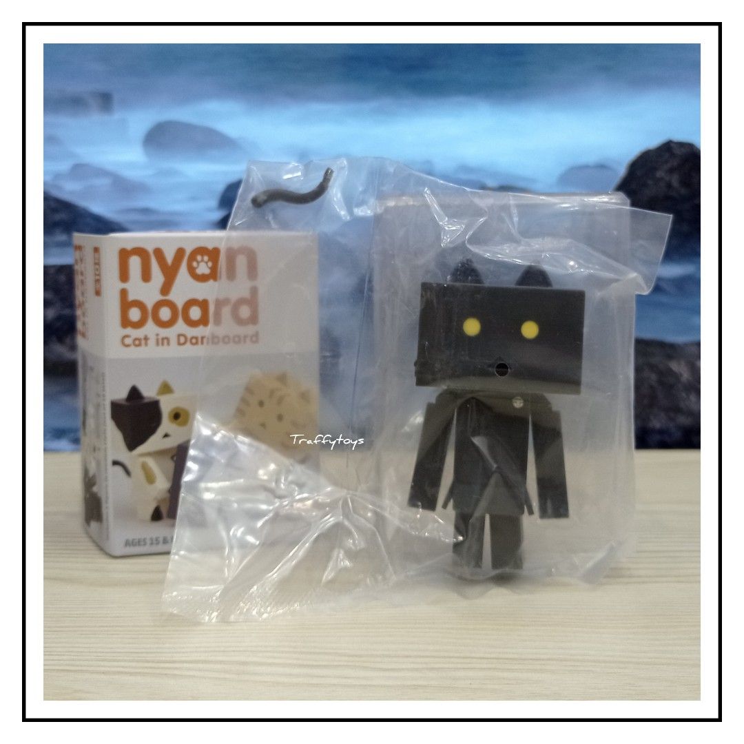Nyan Board Mini Figure - Danboard - Cat Mini Figure on Carousell