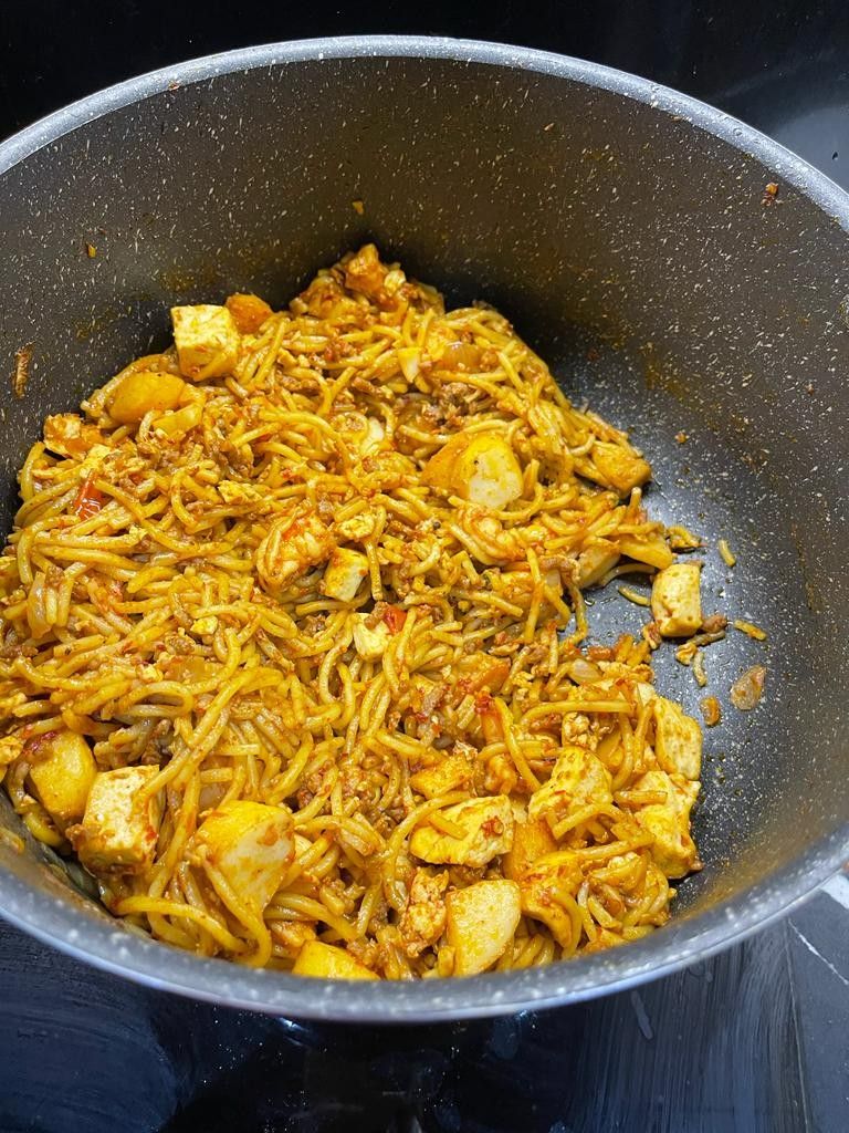 Ondeh2 , lemak chilli padi ayam, macaroni goreng, mee goreng, bee hoon ...