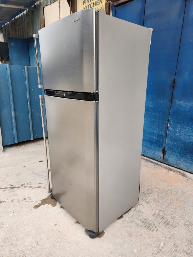 Peti aise sharp 555 ltrs, TV & Home Appliances, Kitchen Appliances ...