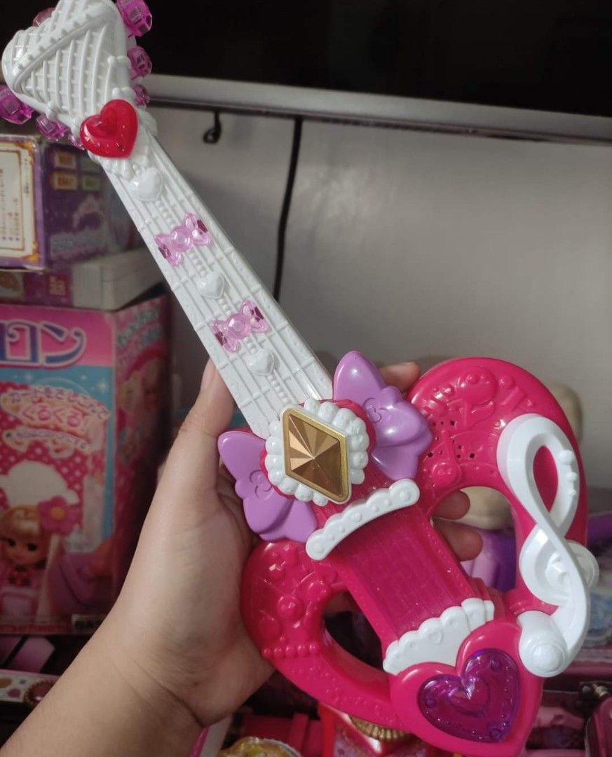 PRECURE Twin Love Guitar on Carousell