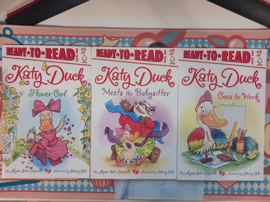 Ready to Read - Katy Duck on the Go! Box Set (6 Books), 興趣及遊戲, 書本 & 文具 ...