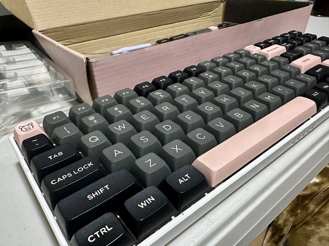 Royal Kludge with Akko Key caps, Computers & Tech, Parts & Accessories ...