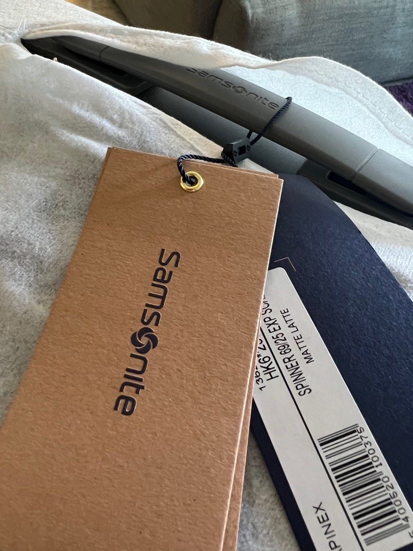 Samsonite Apinex Spinner 69/25 Exp TSA, Hobbies & Toys, Travel, Luggage ...