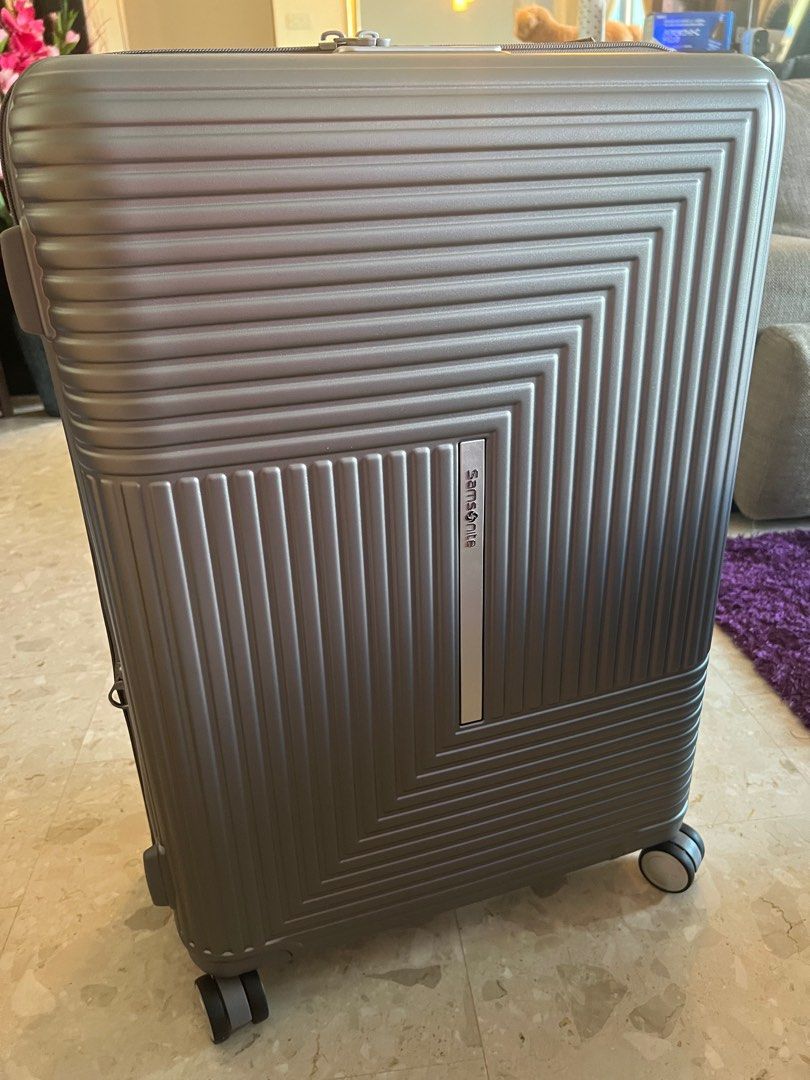 Samsonite Apinex Spinner 69/25 Exp TSA, Hobbies & Toys, Travel, Luggage ...