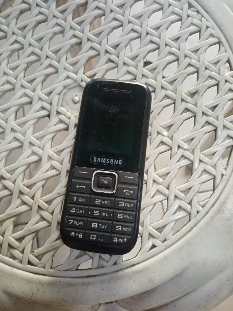 Samsung Basic Phone, Mobile Phones & Gadgets, Mobile Phones, Early ...