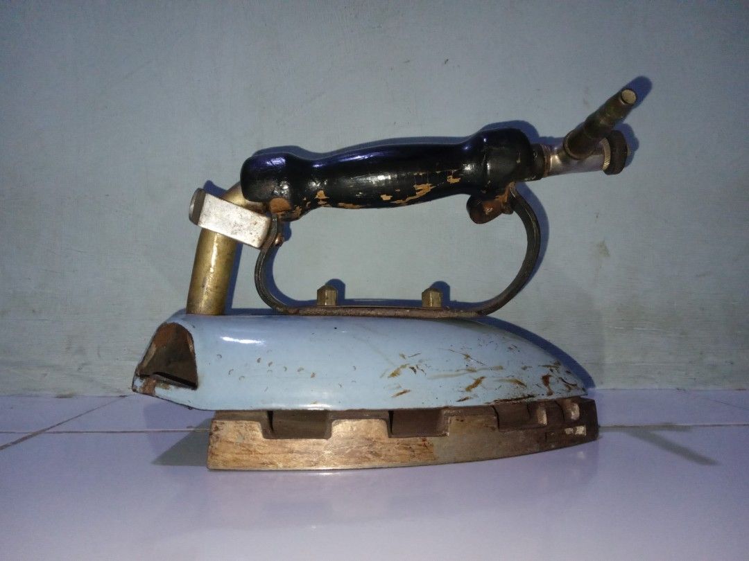 Setrika gas lawas GLC A.Kenrick & Sons Ltd England vintage koleksi ...