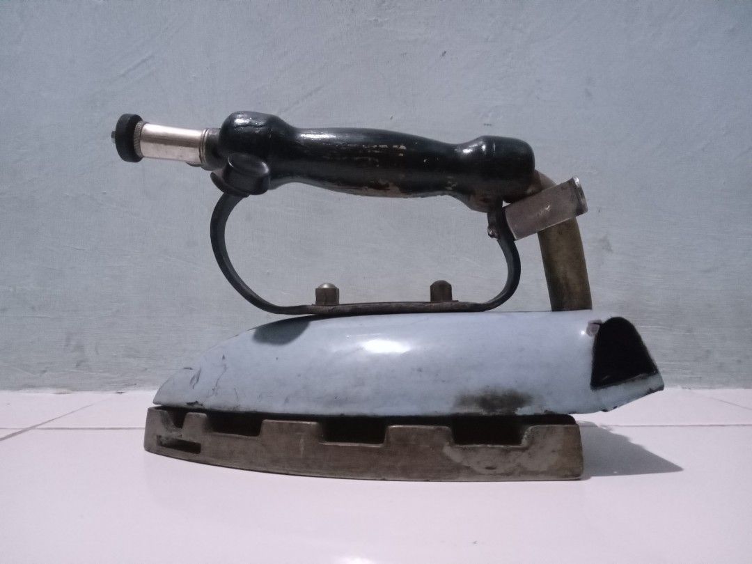 Setrika gas lawas GLC A.Kenrick & Sons Ltd England vintage koleksi ...