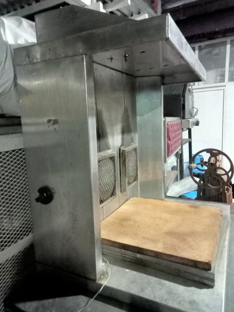 Shawarma machine, TV & Home Appliances, Other Home Appliances on Carousell