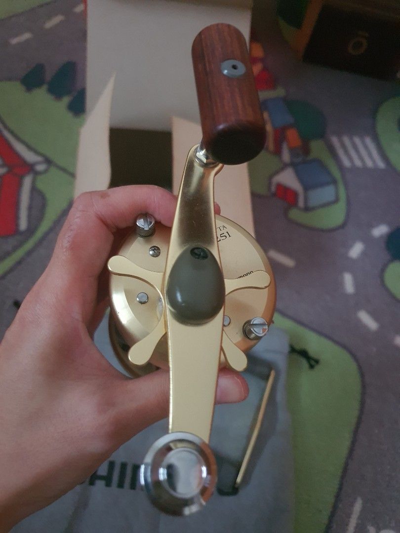 Shimano Calcutta 251, Sports Equipment, Fishing on Carousell