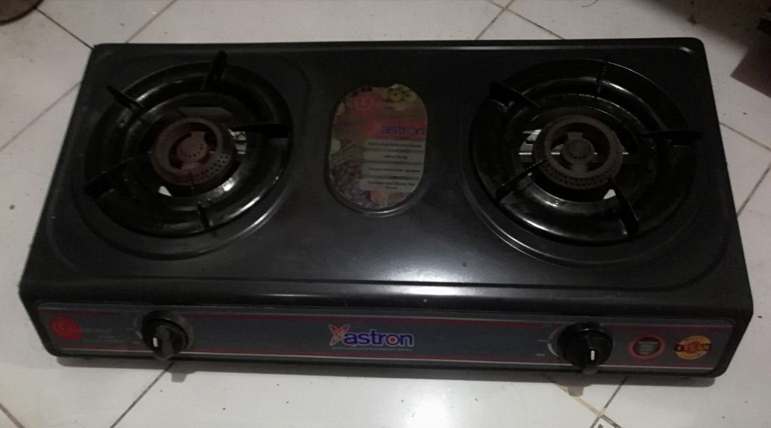 Solane Gas tank with regulator hose & double burner stove on Carousell