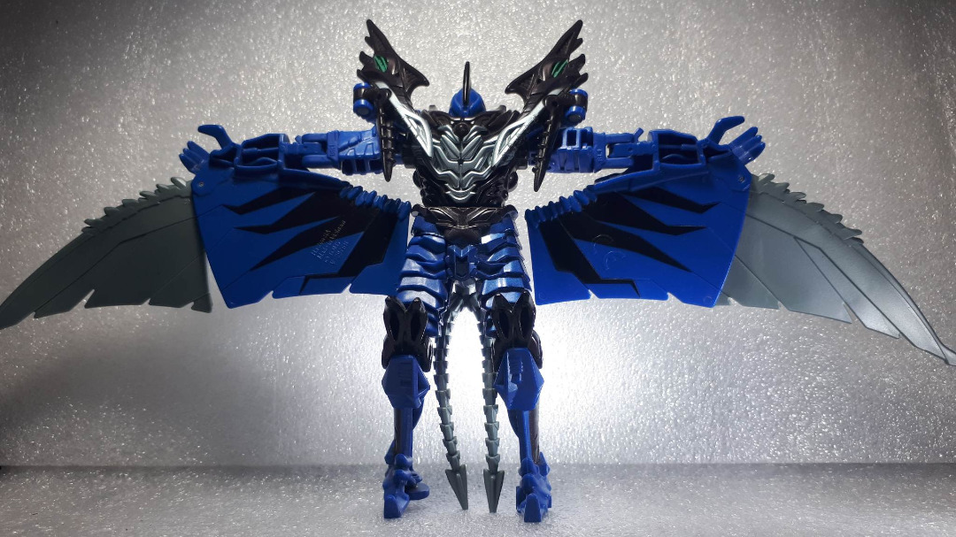 STRAFE (500+sf) Hasbro Deluxe Class Autobot Transformers, Movie - AOE ...