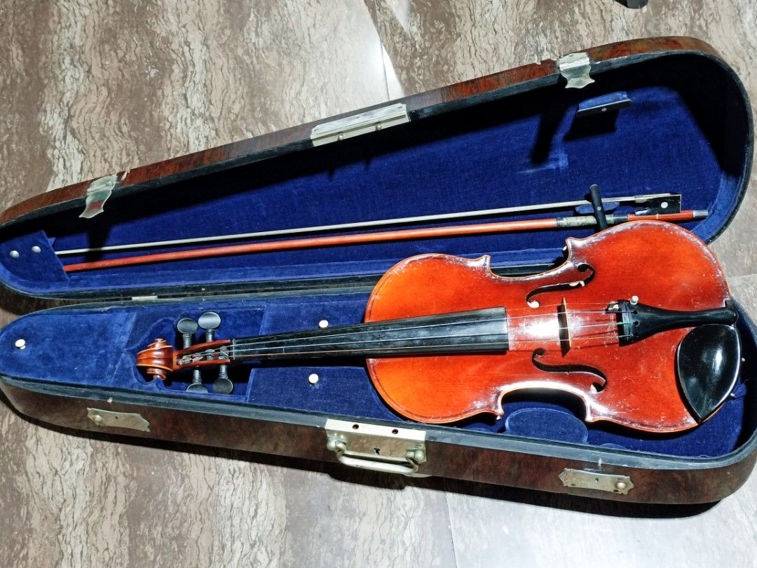 Suzuki Violin made in Japan circa 1965, Hobbies & Toys, Music & Media, Musical Instruments on ...