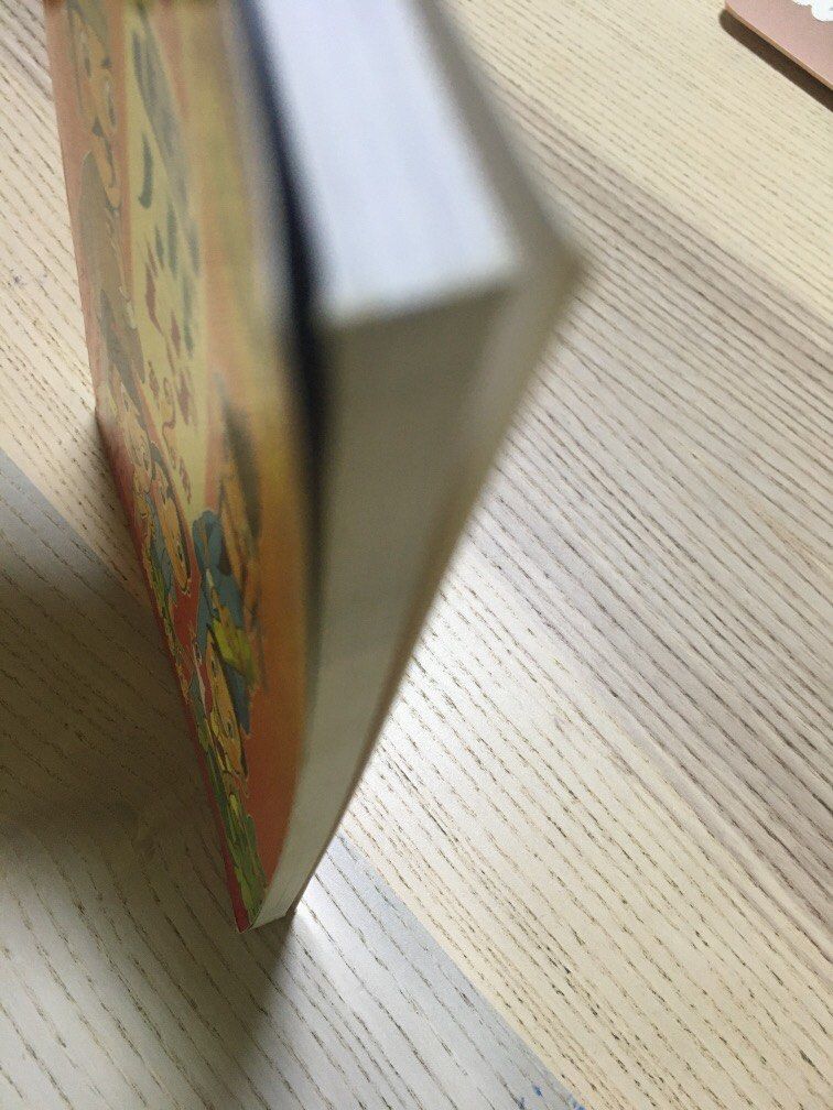 Tang poetry in pictures - ling zi media, Hobbies & Toys, Books ...