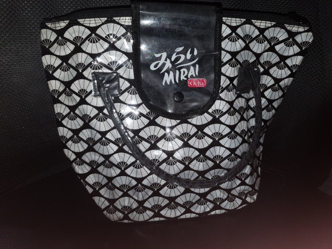 Tas tangan corak jepang, Fesyen Wanita, Tas & Dompet di Carousell