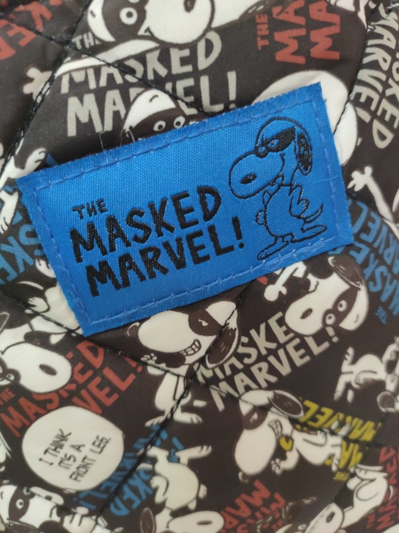 Authentic The Masked Marvel Snoopy Padded Tote Bag, Women's Fashion ...