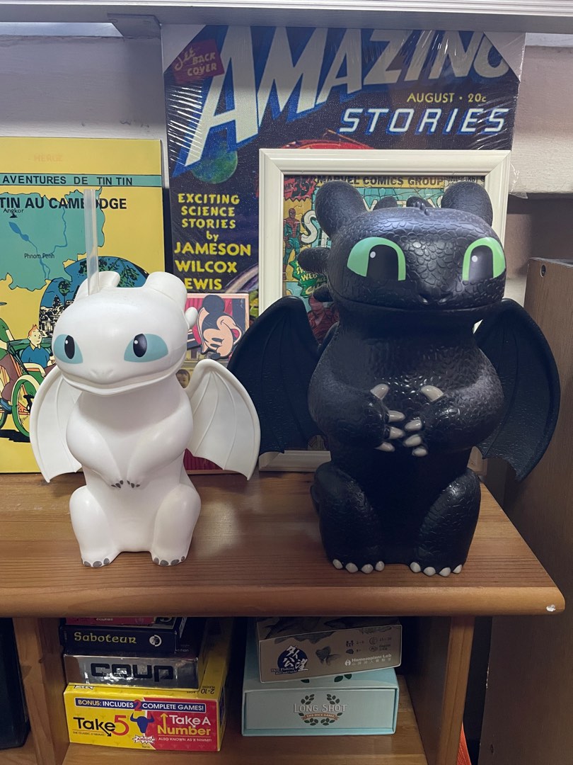 Toothless popcorn holder and light fury cup, Hobbies & Toys ...