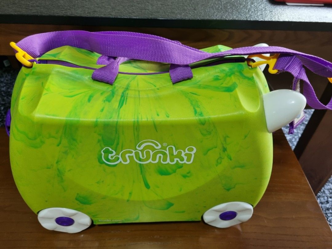 Trunkie Child luggage. Sit On and Pull Along., Hobbies & Toys, Travel ...