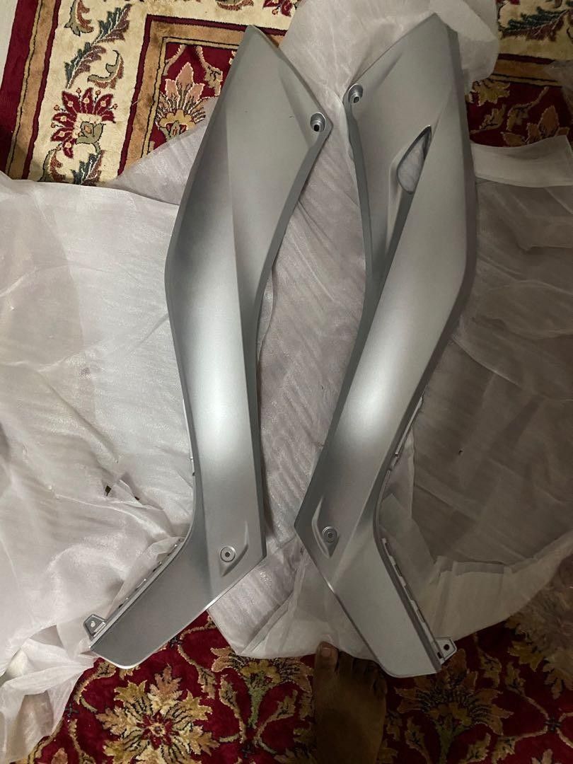 Very Good Condition Xmax 250 300 400 Silver Side Panels, Motorcycles ...