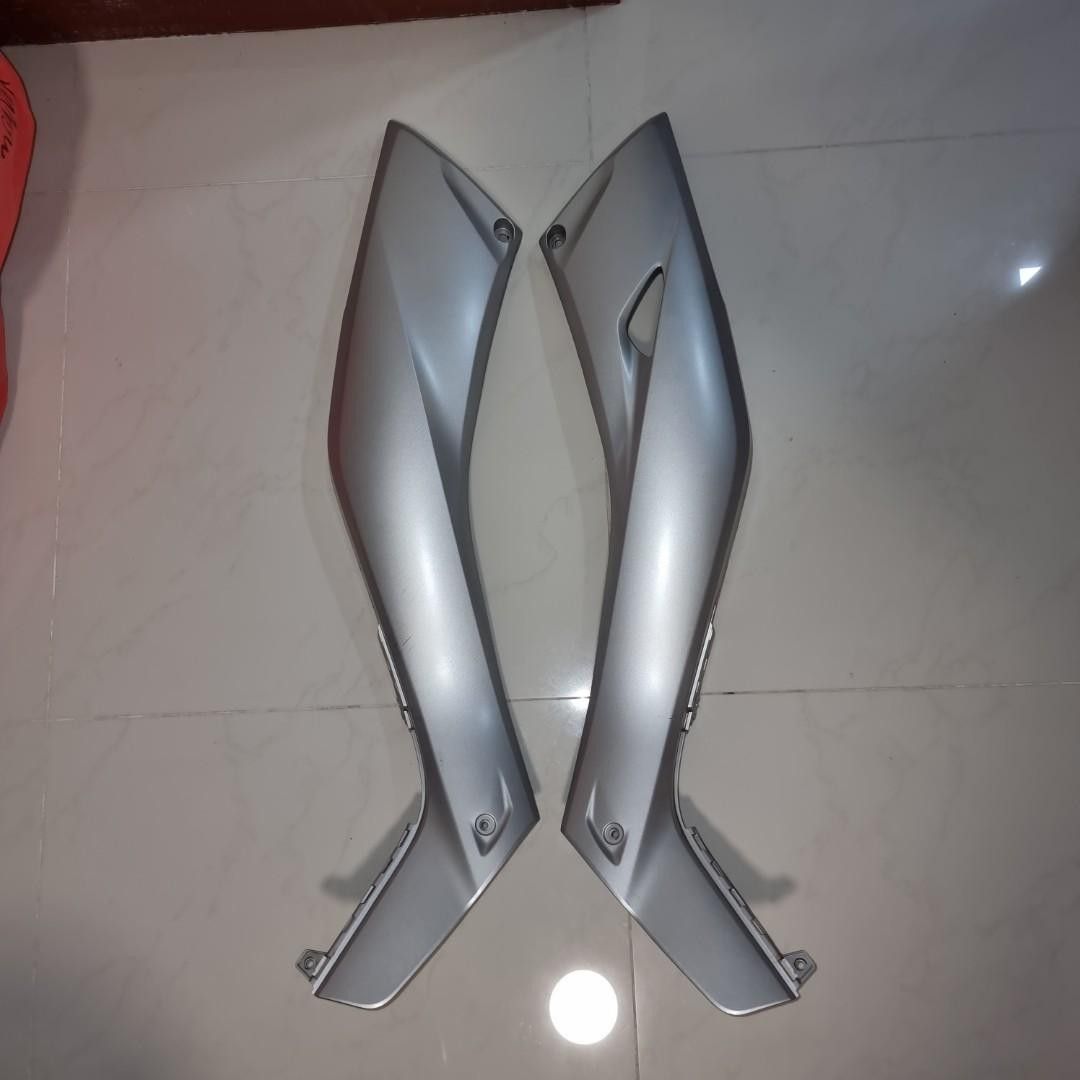 Very Good Condition Xmax 250 300 400 Silver Side Panels, Motorcycles ...