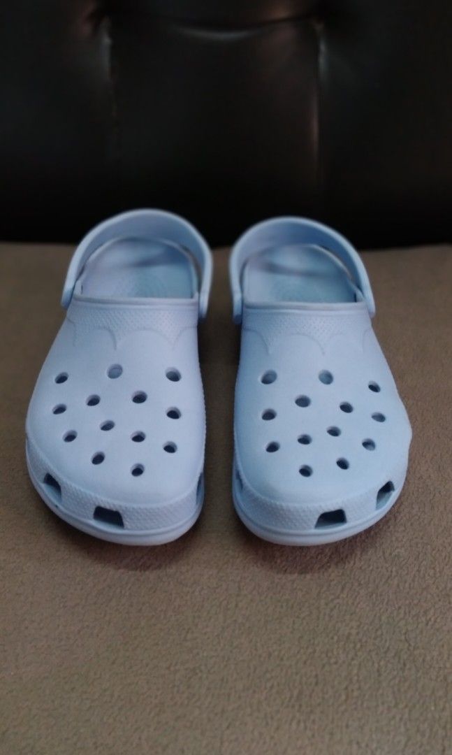 VINTAGE CROCS CLASSIC MINERAL BLUE CLOGS M9 on Carousell